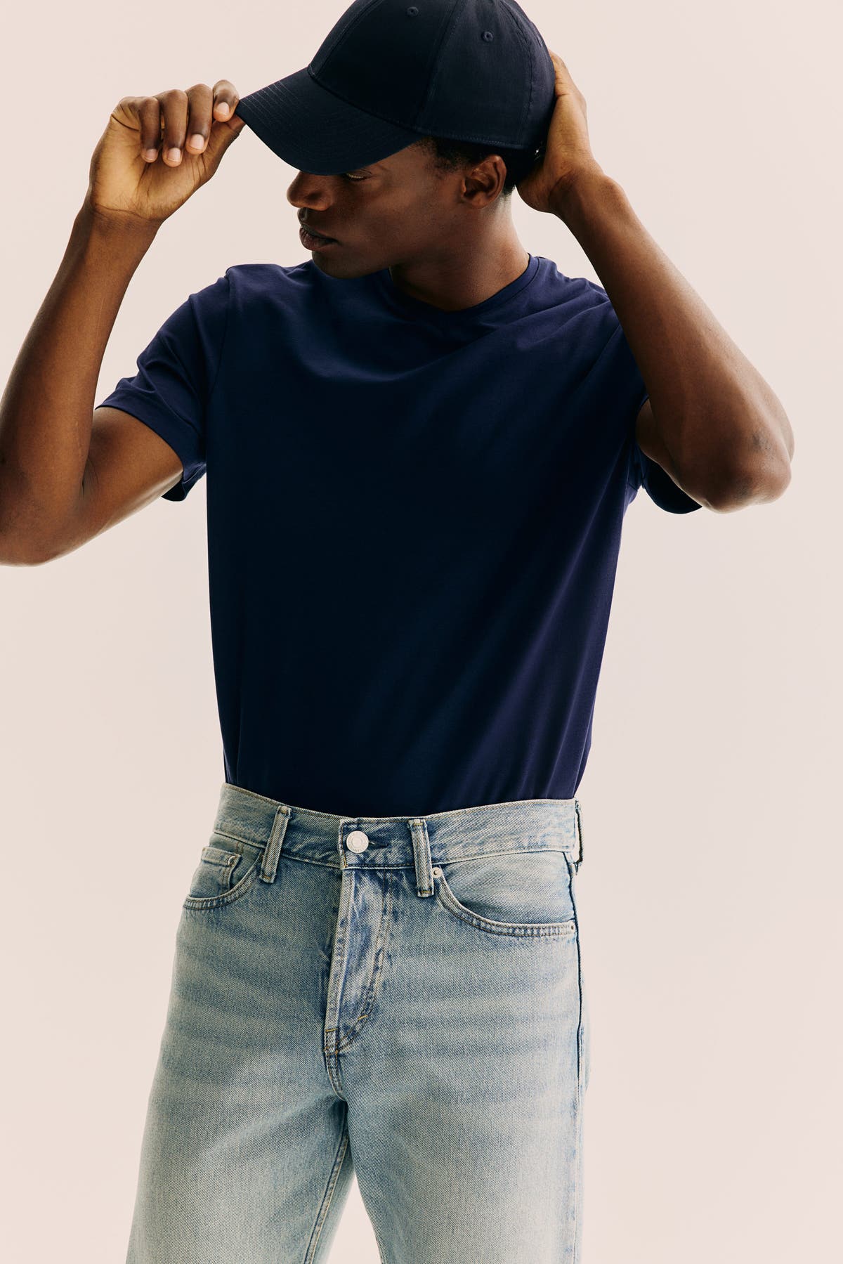 V-neck T-shirt Slim Fit | H&M KSA